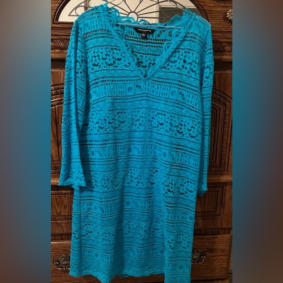 Sharagano | Dresses | Sharagano Size 42 Piece Has Some Pulling As Shown ...
